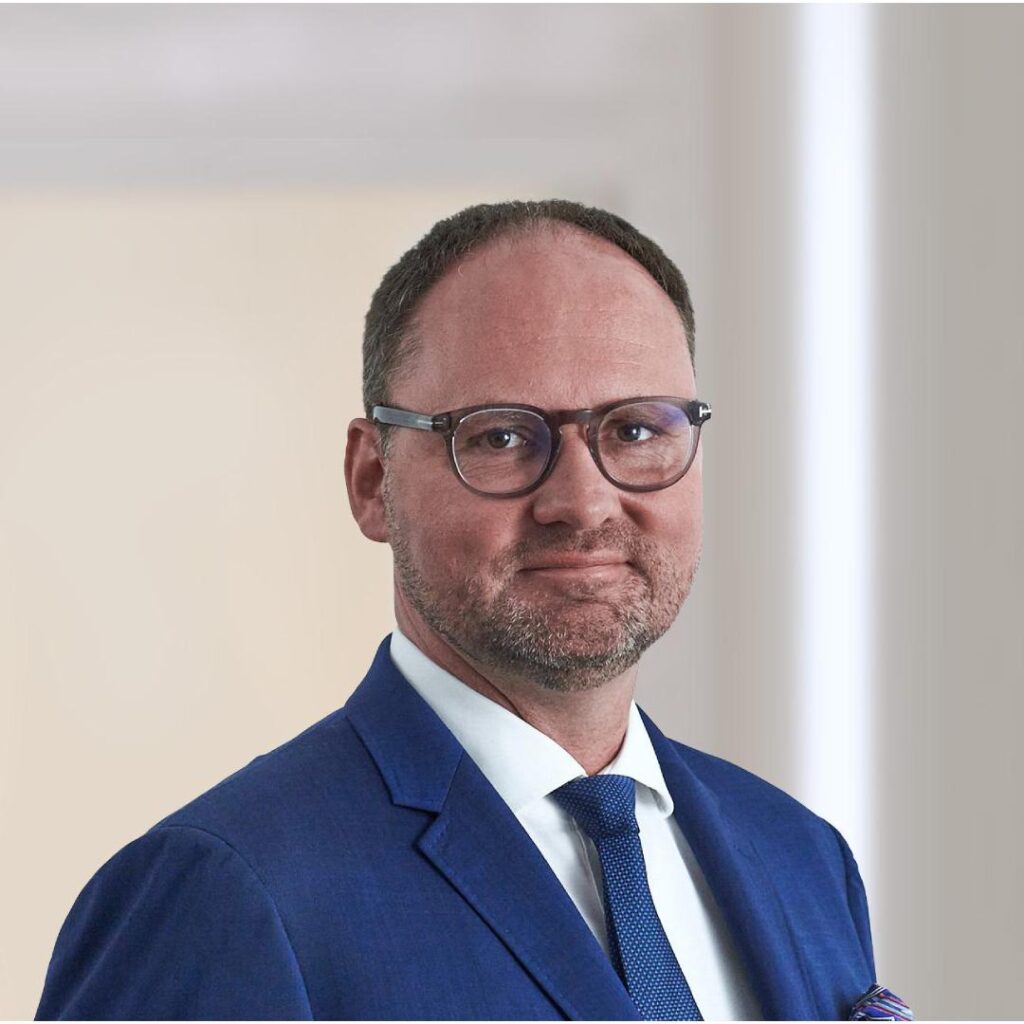 Oliver Alexander - MMW